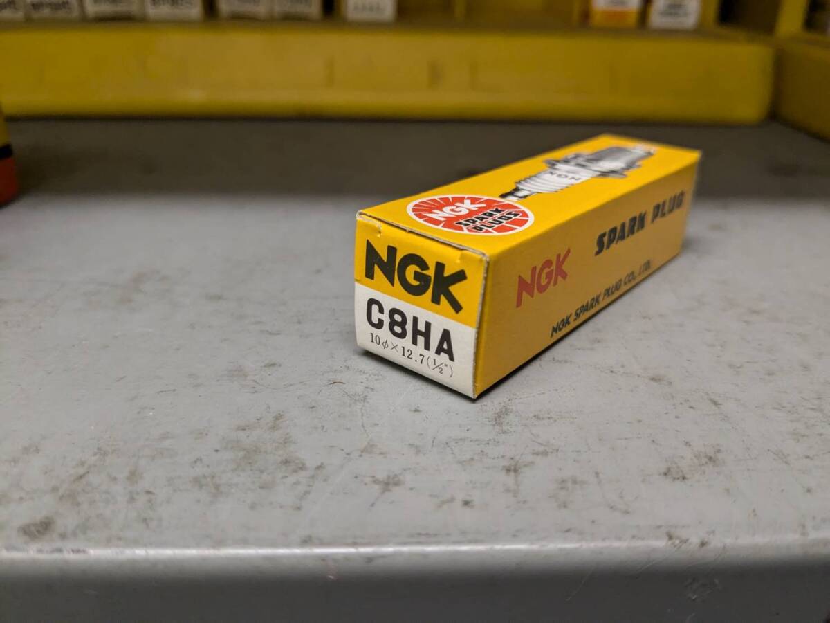 Yahoo!オークション - 長期在庫処分品 NGK スパークプラグ C8HA
