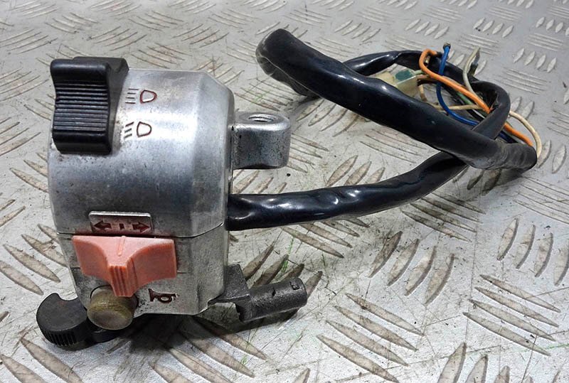 Yahoo!オークション - シャリー50 chaly CF50 左ハンドルスイッチ f68-...