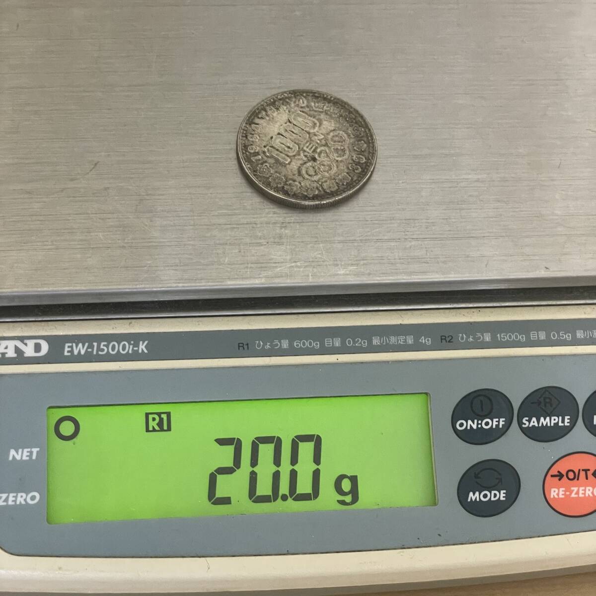 Yahoo!オークション - 【T1221】東京オリンピック 1000円銀貨 1枚 額面...