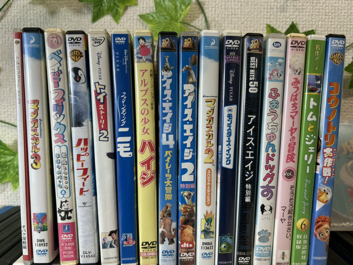 Yahoo!オークション - 8148-01 DVD 60本以上/サマーウォーズ/猫の恩返...