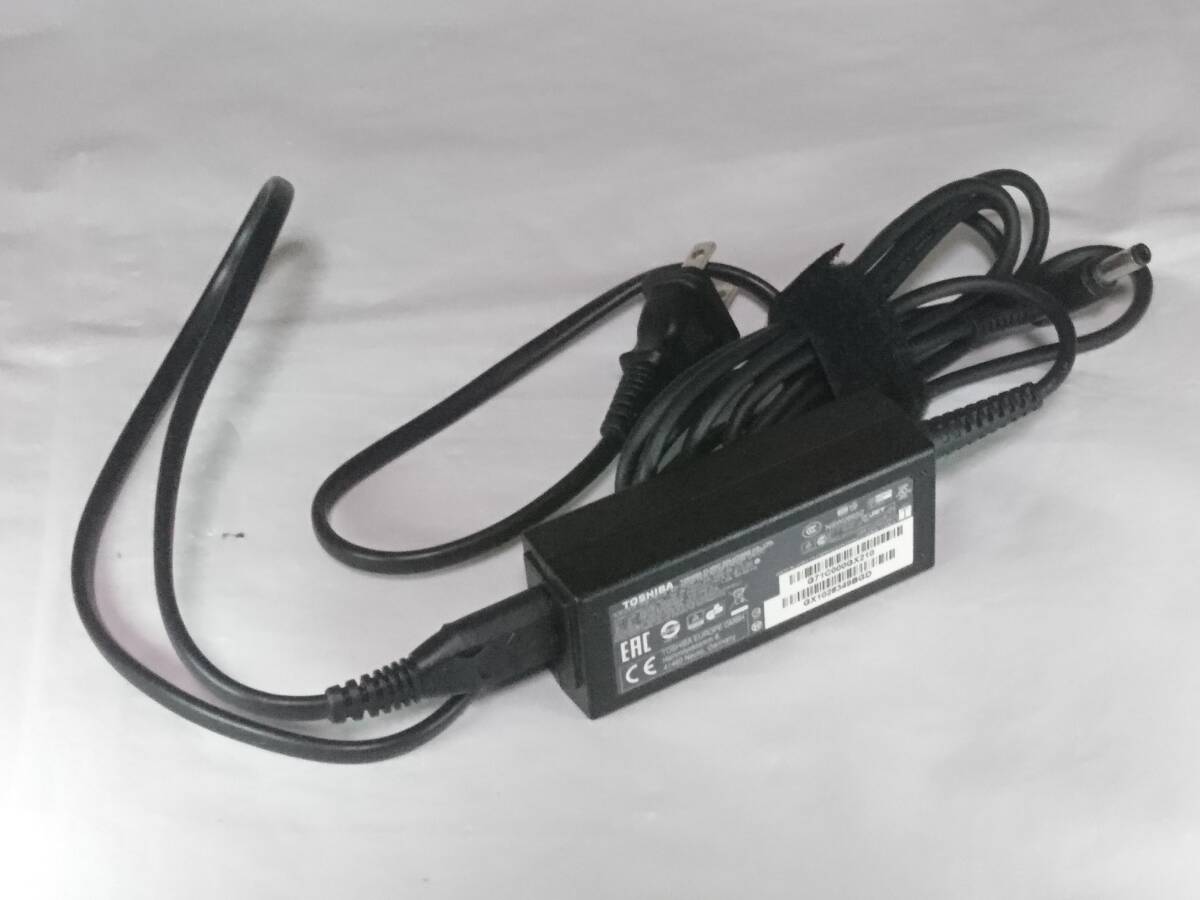 Yahoo!オークション - 東芝 dynabook B25/31BB についてた ACアダプ...