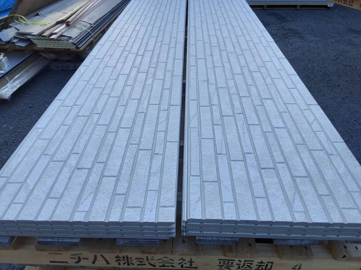 Yahoo!オークション - ＝2/25在販＝【 サイディング 】 J635 KMEW EW73...