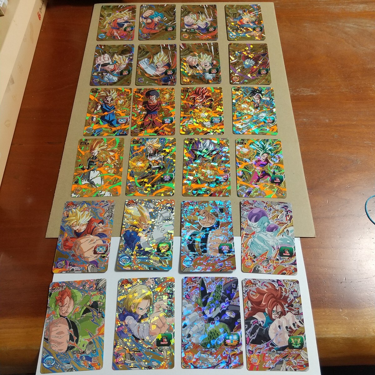 Yahoo!オークション - UM1-CP1~8 UM2-CP1~8 FCP1~8 24枚フルコンプセッ...