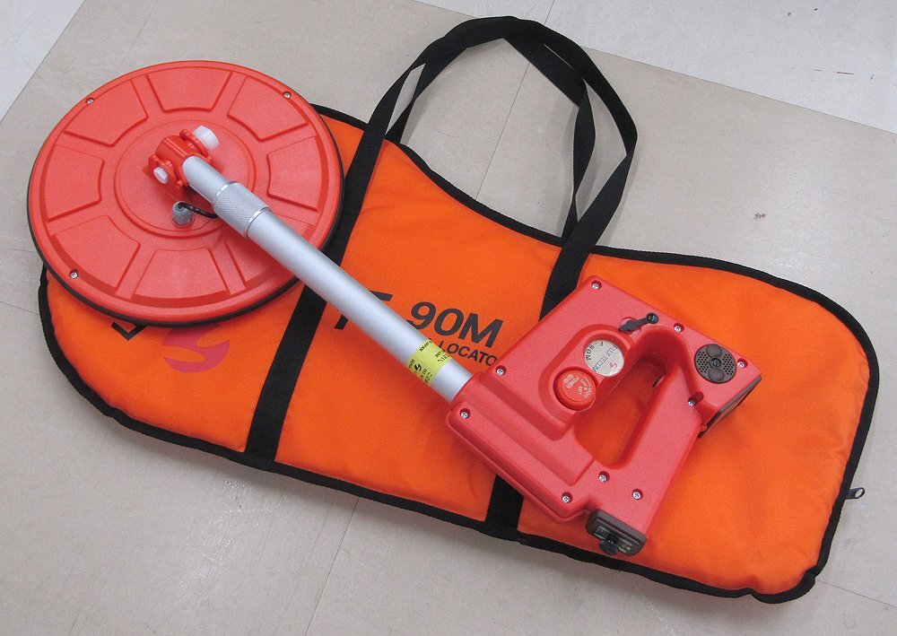 FUJI TECOM/フジテコム 埋設物探査機器 金属探知器 F-90M 収納ケース 取扱説明書付属 み(その他)｜売買されたオークション情報、yahooの商品情報をアーカイブ公開 ...
