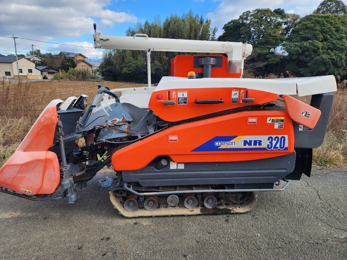 Yahoo!オークション - 福岡県 クボタ NR320 コンバイン 3条 229時間 ...