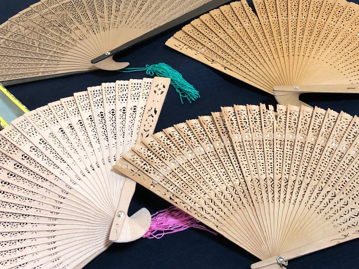 Yahoo!オークション - 《R》茶道具 透かし彫 白檀 扇子 4本組 （241226...