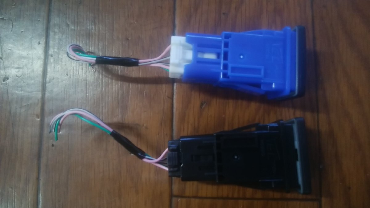 Yahoo!オークション - U#162 タンク G M900A 2020年 両側シートヒータ...