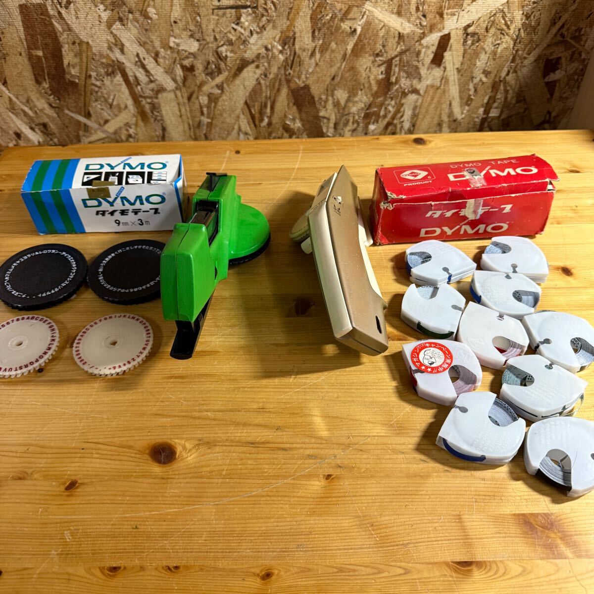 Yahoo!オークション - DYMO M-77 M-1585 ダイモテープ テープライター ...
