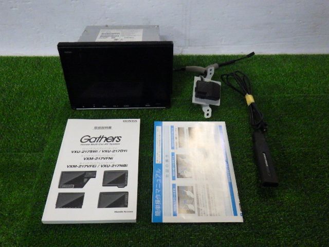 Yahoo!オークション - フリード + ハイブリッド G GB7 ホンダ 純正ナ...