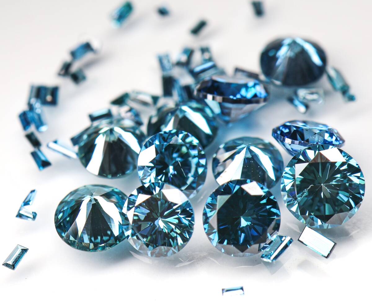 Yahoo!オークション - 【100円～】約4.3ct 天然ブルーダイヤ(トリ...