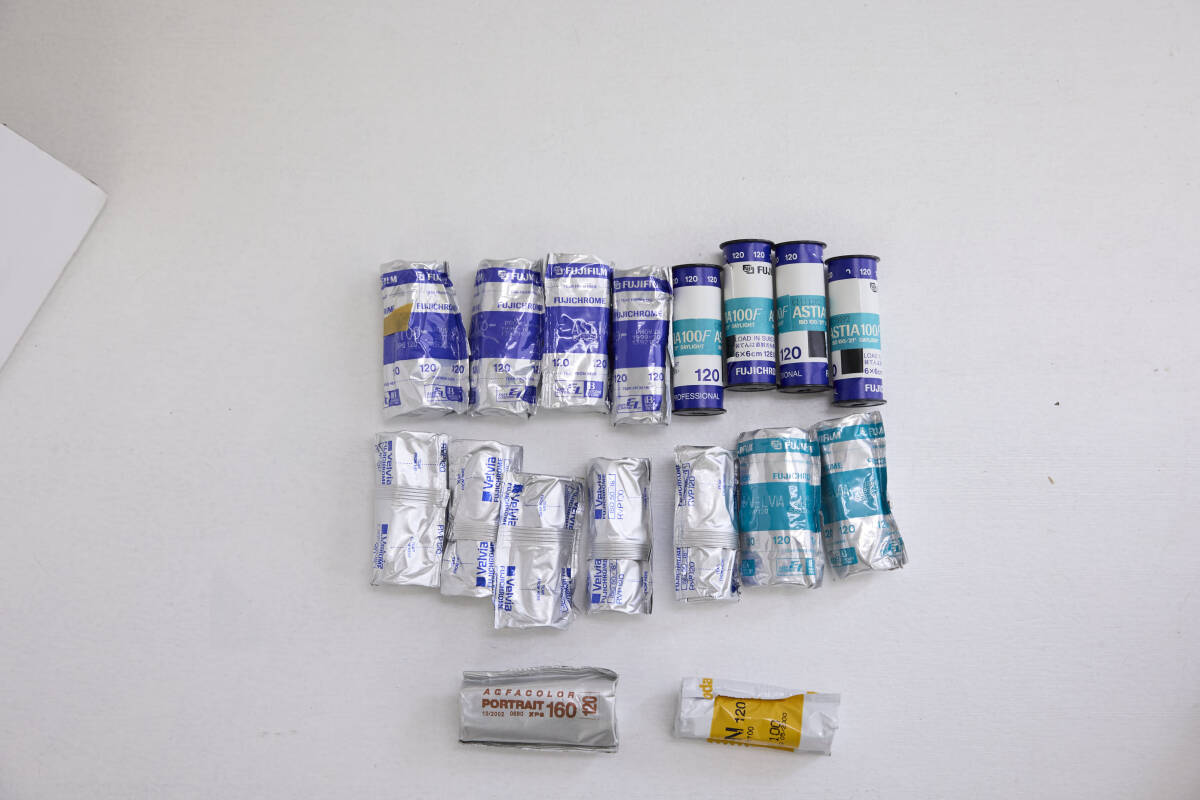 Yahoo!オークション - ブローニーフィルム色々 FUJI RDPⅡ ASTIA Velvi...