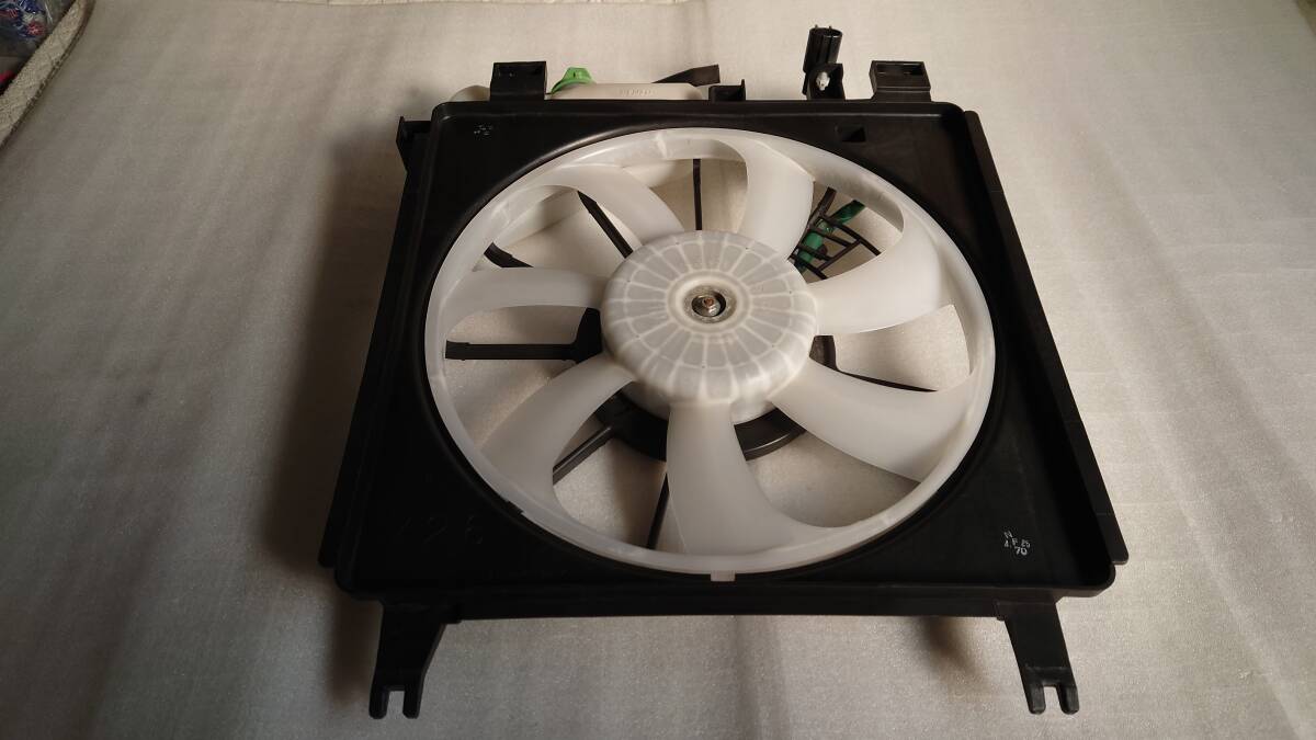 Yahoo!オークション - MK32S スペーシア 電動ファンモーター 168000-18...