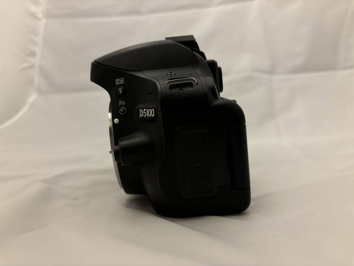 Yahoo!オークション - Nikon D5100 ボディー