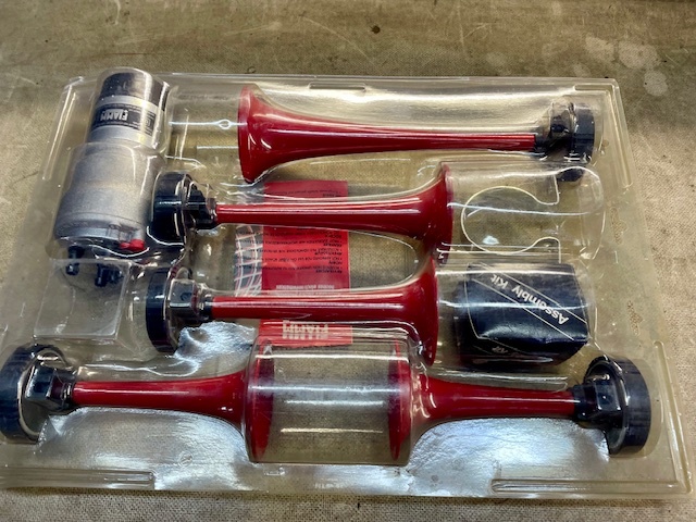 Yahoo!オークション - 希少・FIAMM・ミュージックホーン・5連・O Sole ...