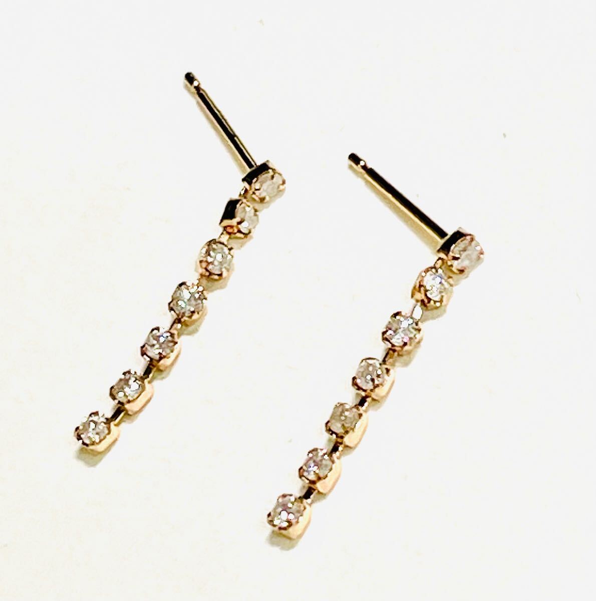 Yahoo!オークション - K18 ダイヤ0.28ct付きピアス