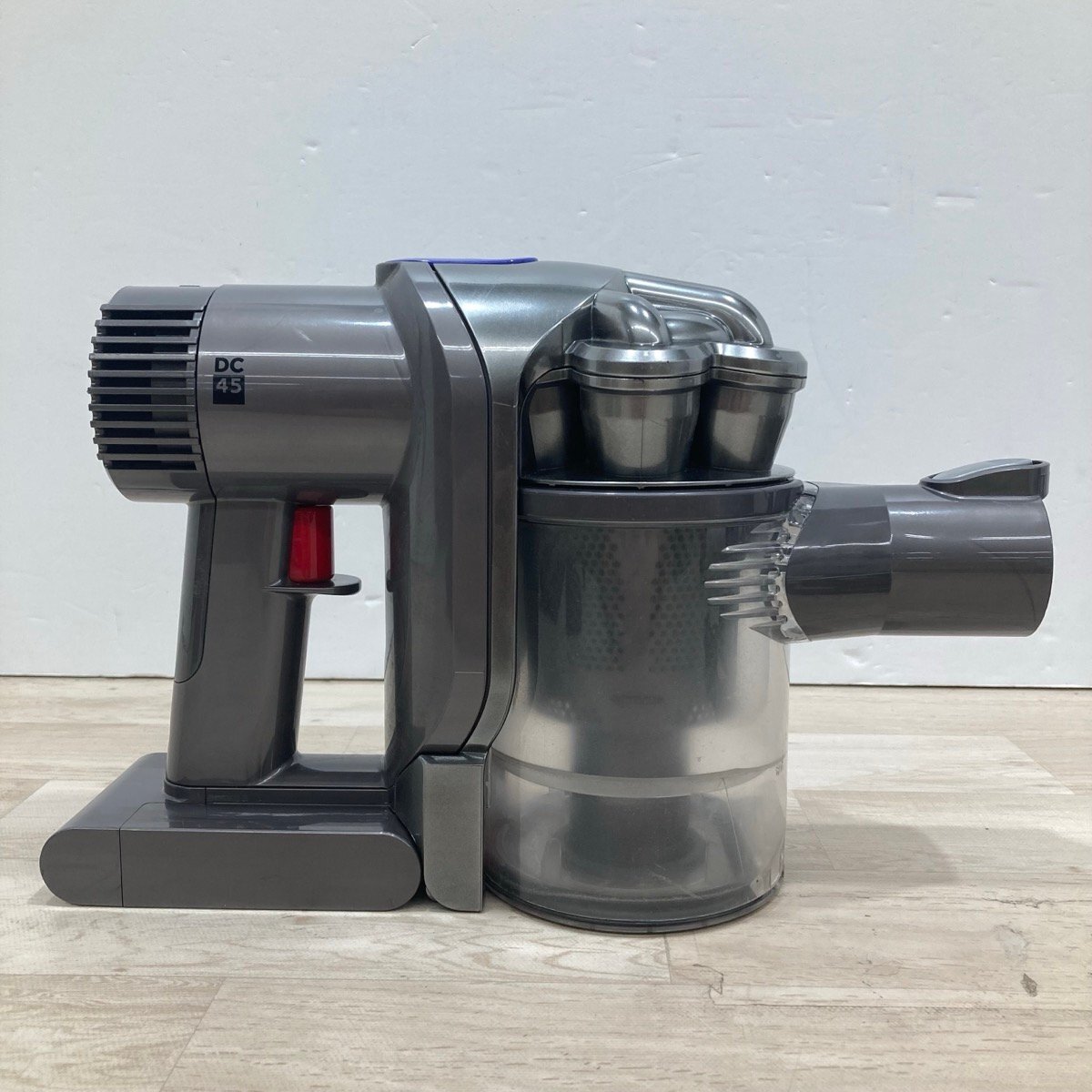 Yahoo!オークション - ダイソン dyson DC45 コードレスクリーナー サイ...