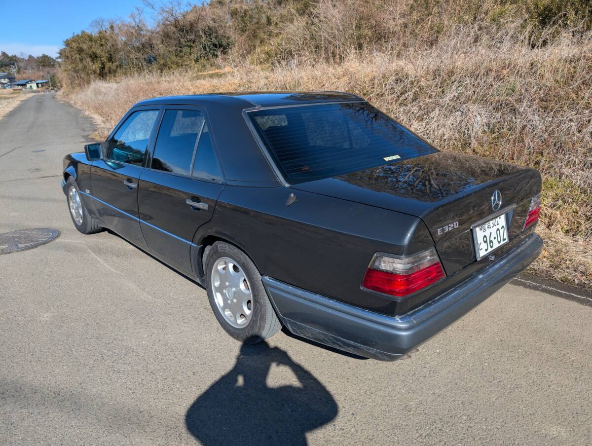 Yahoo!オークション - メルセデスベンツ W124 E320 94年式 車検7年9月 ...