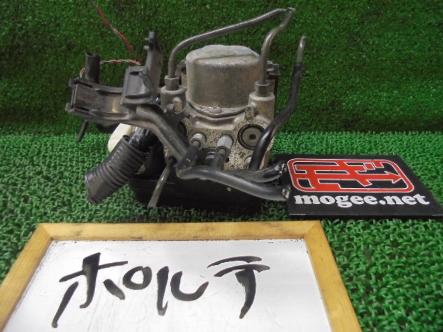 Yahoo!オークション - 9EV5008 JA6)) トヨタ ポルテ NNP11 後期型 150r...