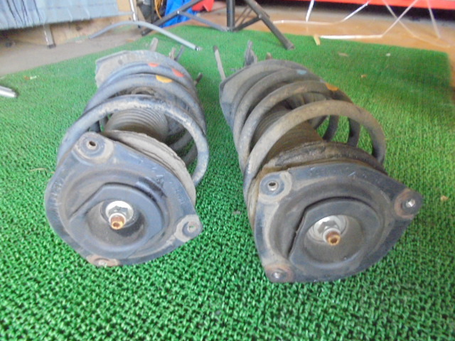 Yahoo!オークション - 9FB1011 NG5)) 日産 セレナ HC26 前期型 20X S-...