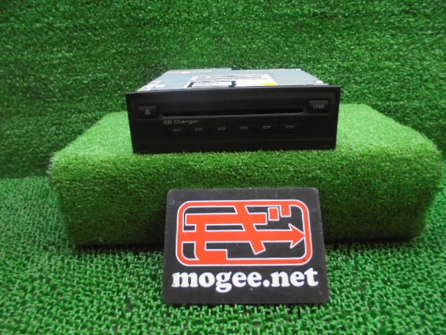 Yahoo!オークション - 9EX1143 II3)) アウディ A4 ABA-8KCDNF 2010年 ...