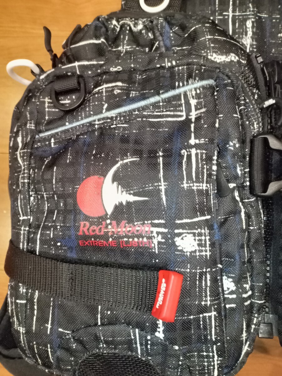 Yahoo!オークション - 【美品】MAZUME マズメ レッドムーンライフジャ...