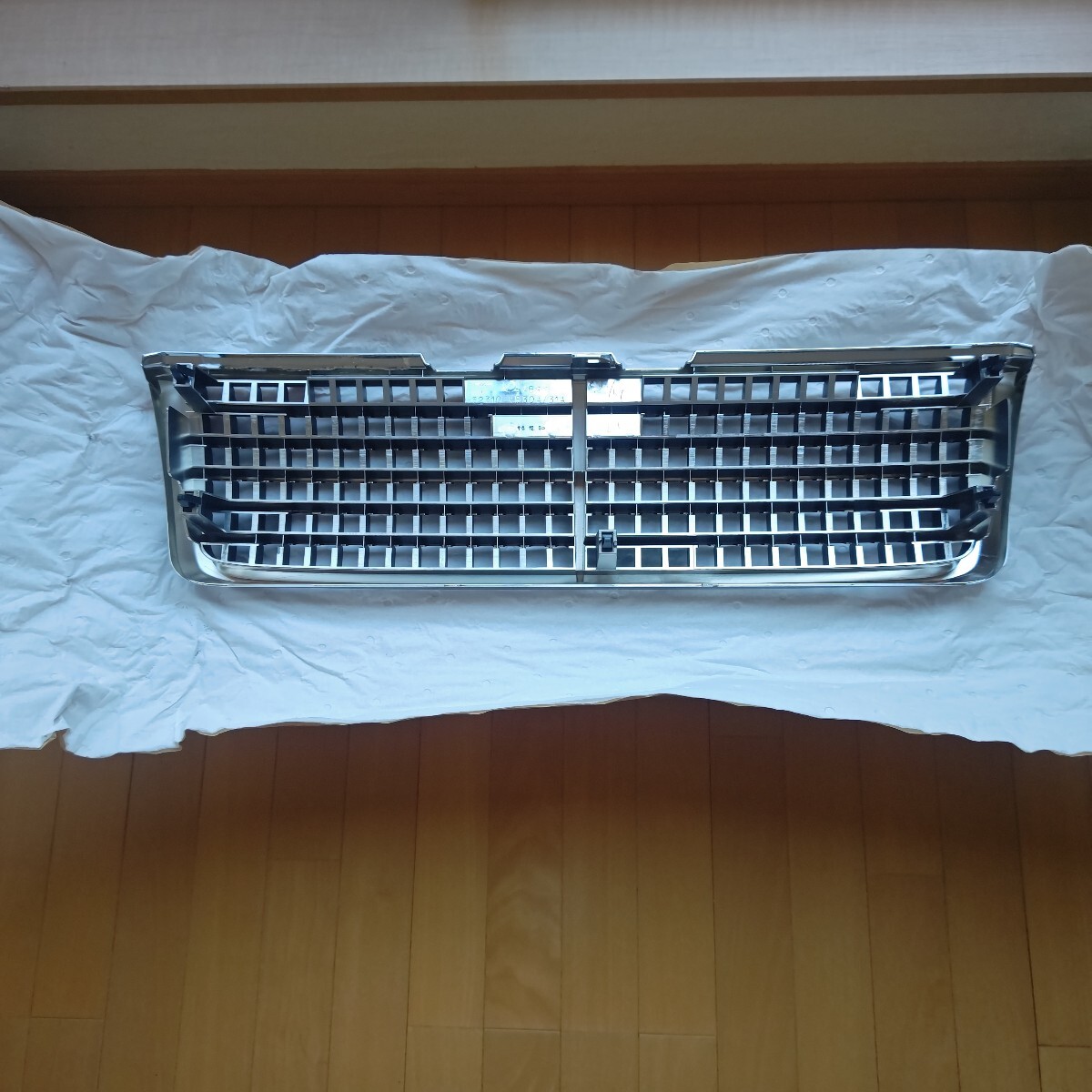 Yahoo!オークション - Y31セドリック ラジエーターグリル 新品未使用