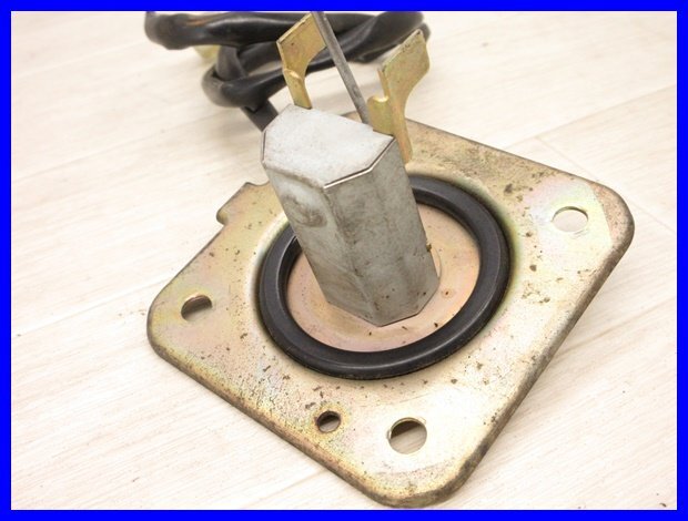 Yahoo!オークション - B151 CB1300SF SC40 ガソリンタンクセンサー フ...