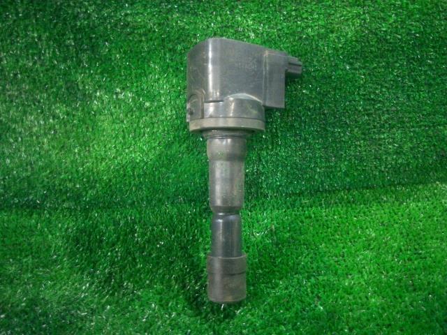 Yahoo!オークション - フリード DBA-GB3 イグニッションコイル G ジャ...