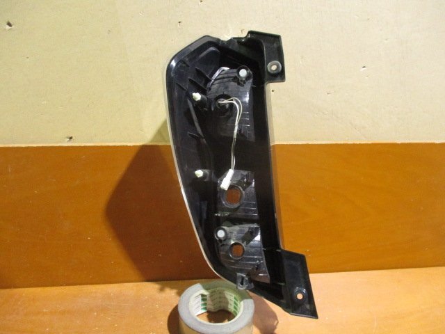 Yahoo!オークション - 即決 デイズルークス H/S B21A 右テールライト ...