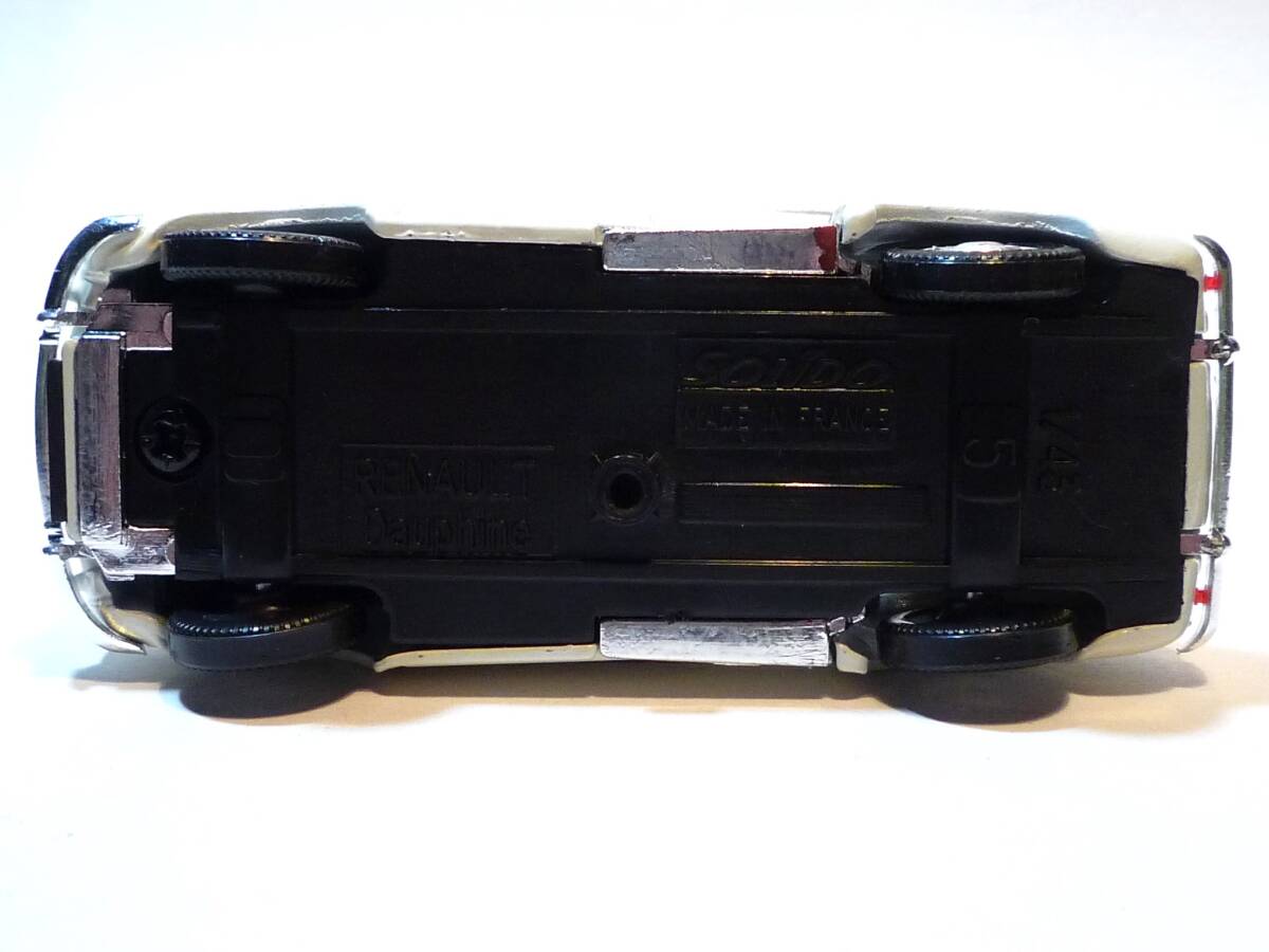 Yahoo!オークション - 41737 solido/ソリド Renault Dauphine ルノー ...