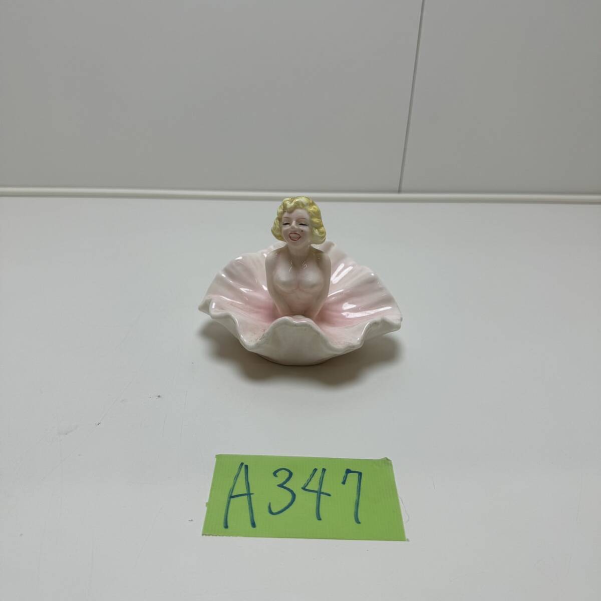 Yahoo!オークション - A347 Marilyn Monroe マリリン・モンロー 陶器...