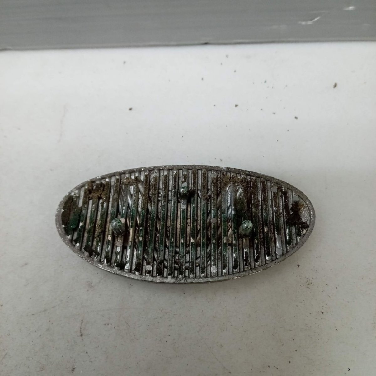 Yahoo!オークション - KW3 ヴィヴィオ 純正 フードエンブレム 1B...