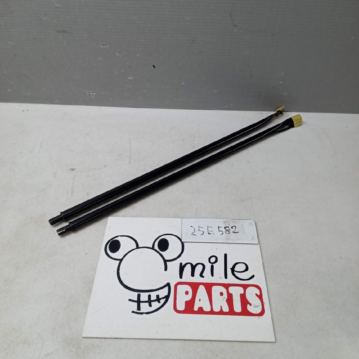 Yahoo!オークション - KW3 ヴィヴィオ 純正 左右ピラーバー 2Z3...