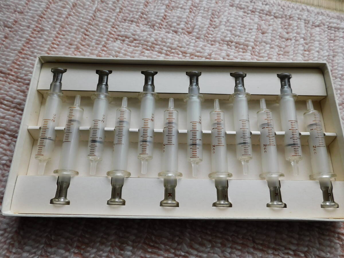 Yahoo!オークション - 硝子製シリンジ（注射筒） 2cc 1箱（12本入）実...