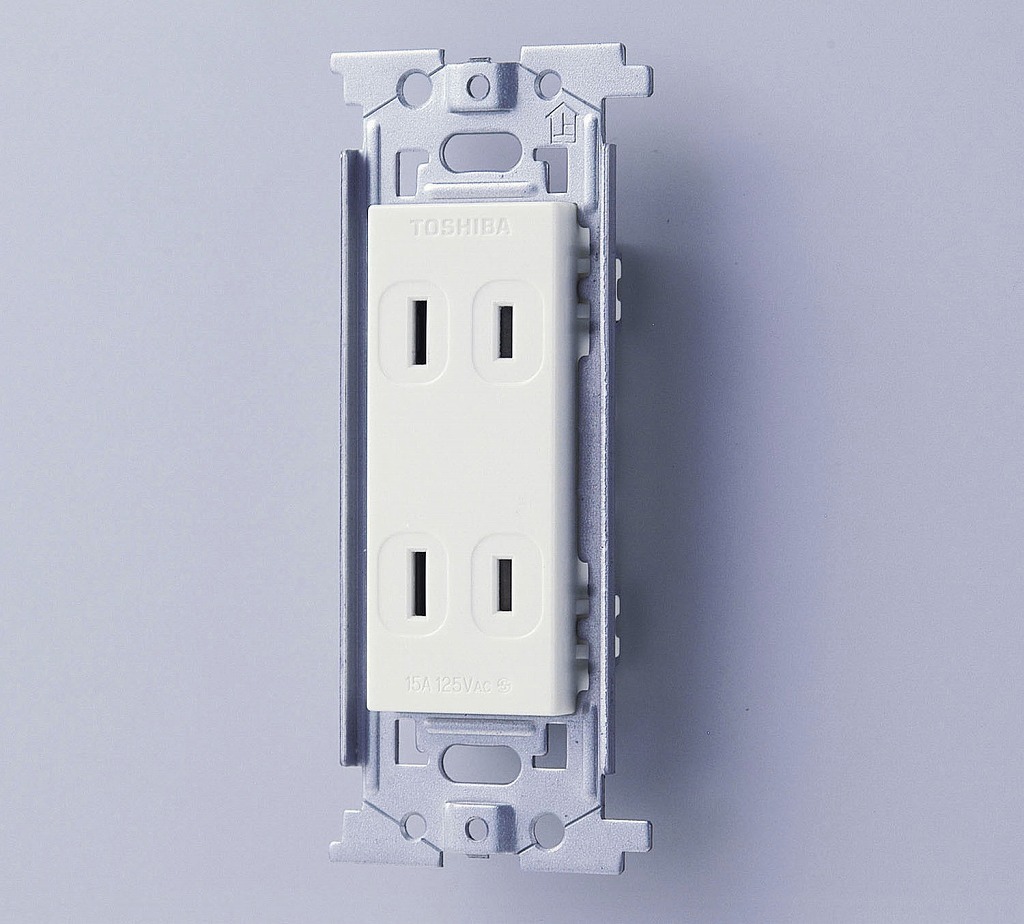 Yahoo!オークション - ELPA 扉付ダブルコンセント EW-1102THN