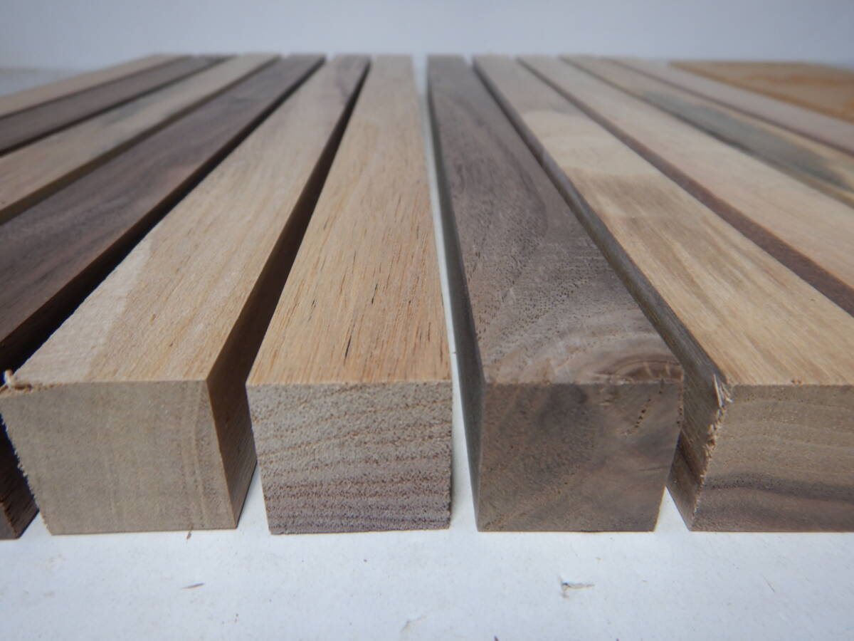 木っ端クラブ 500円スタート B級 ウォールナット 角材 11本入り 約25mm角 4面プレーナー済 木材 木工 DIY A34(ウオルナット)｜売買されたオークション情報、yahooの商品 ...