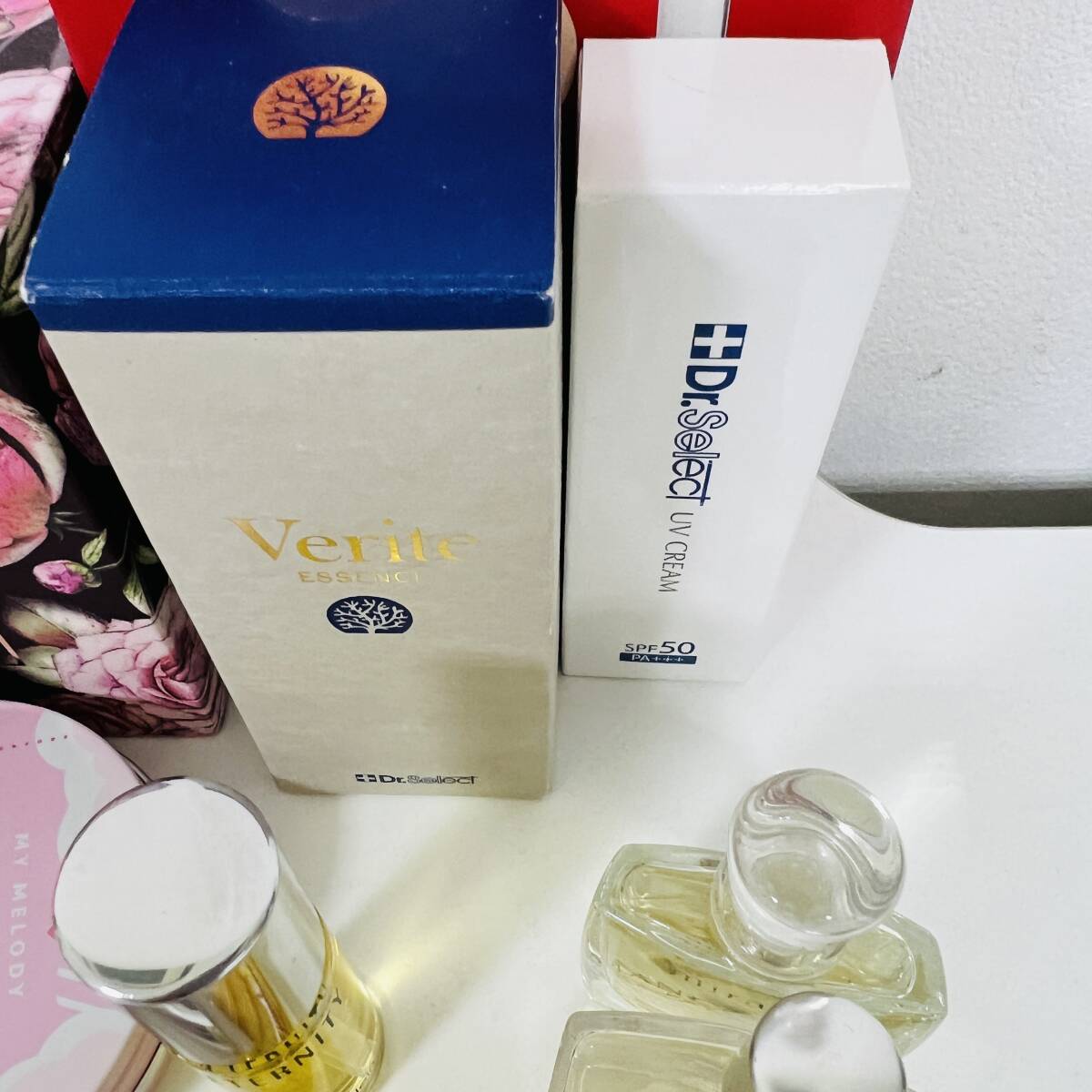 Yahoo!オークション - 【化粧品おまとめ】TIRTIR/CHANEL/Calvin Klein...