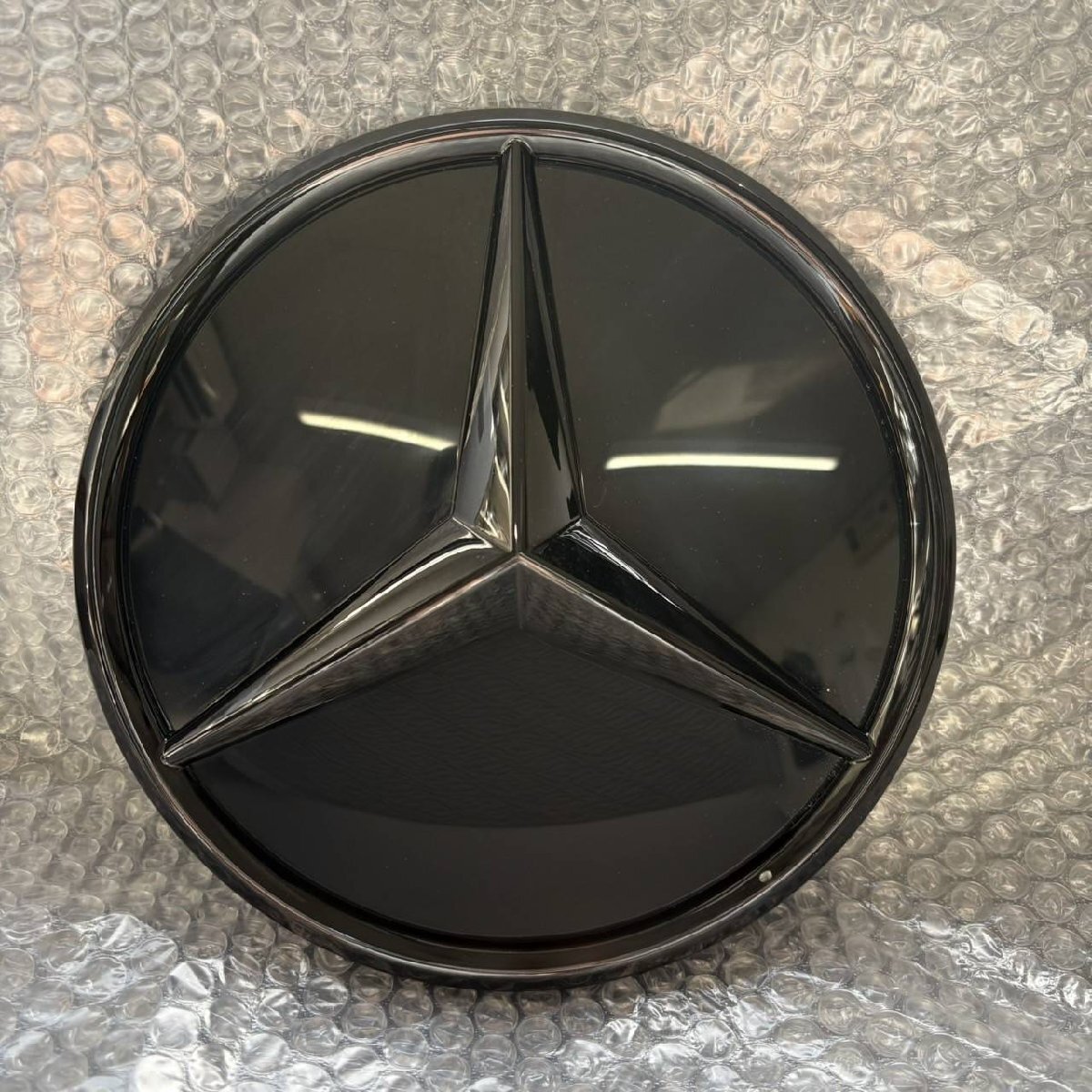 Yahoo!オークション - 即納 純正品 W465 Frスリーポイント グリル G63 ...