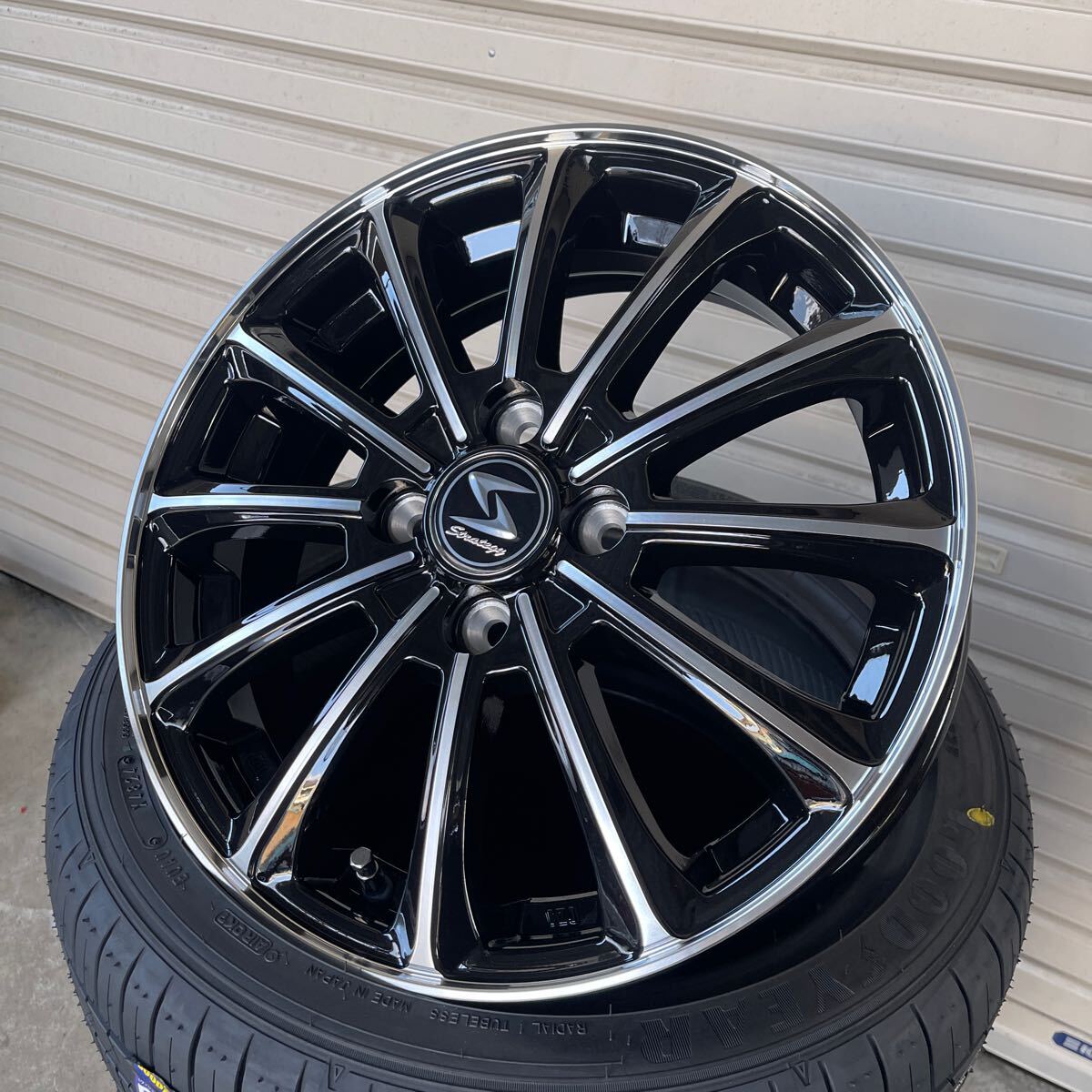 Yahoo!オークション - ストラテジーK102 グッドイヤーコンフォート 165...