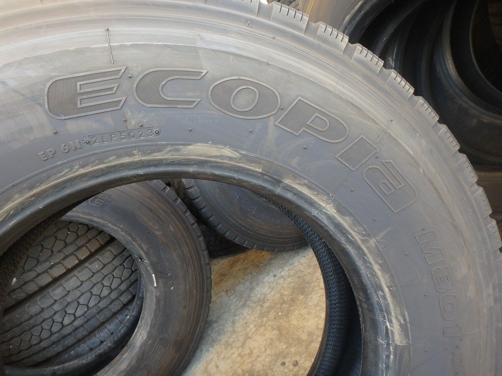 Yahoo!オークション - B483 送料無料【275/80R22.5 151/148】ブリヂス...