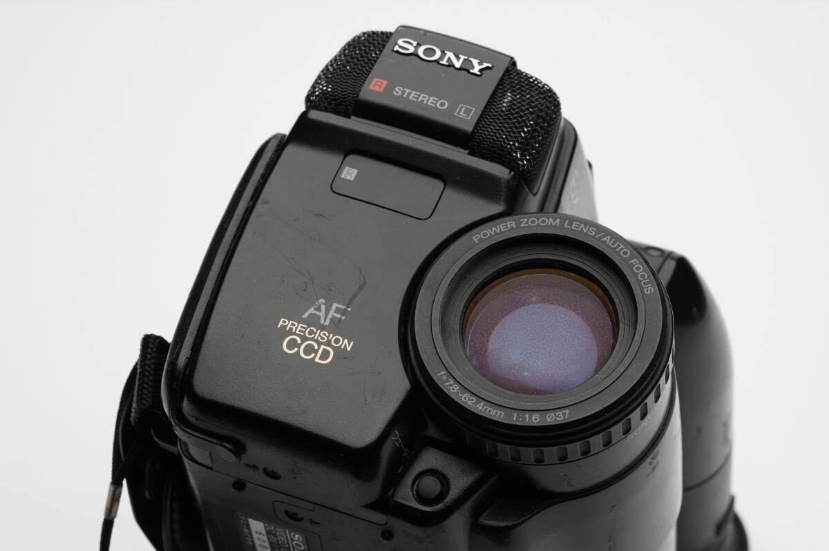 Yahoo!オークション - SONY CCD-TR705 Handycam VideoHi8 ビデオカメラ...