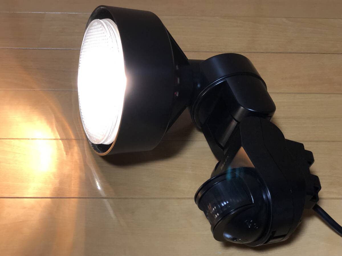 Yahoo!オークション - TAKEXセンサーライト LC-10C 防犯カメラと併用で...