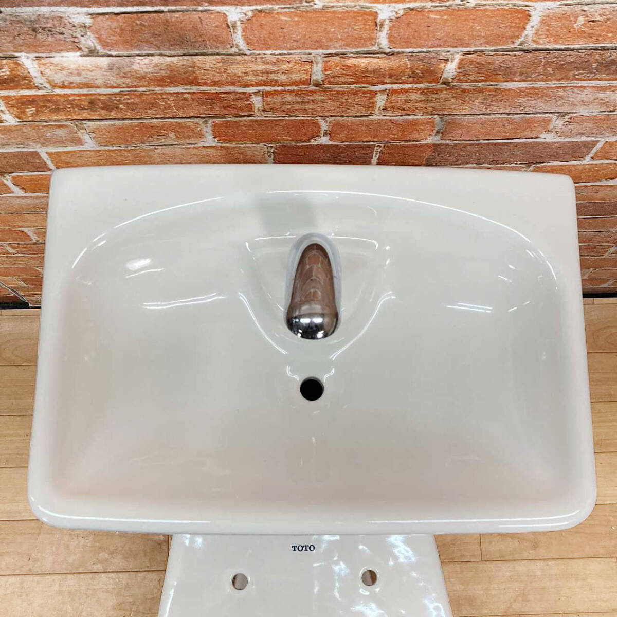 Yahoo!オークション - 【美品】TOTO トイレ 洋式便器 (床下排水) 「C73...