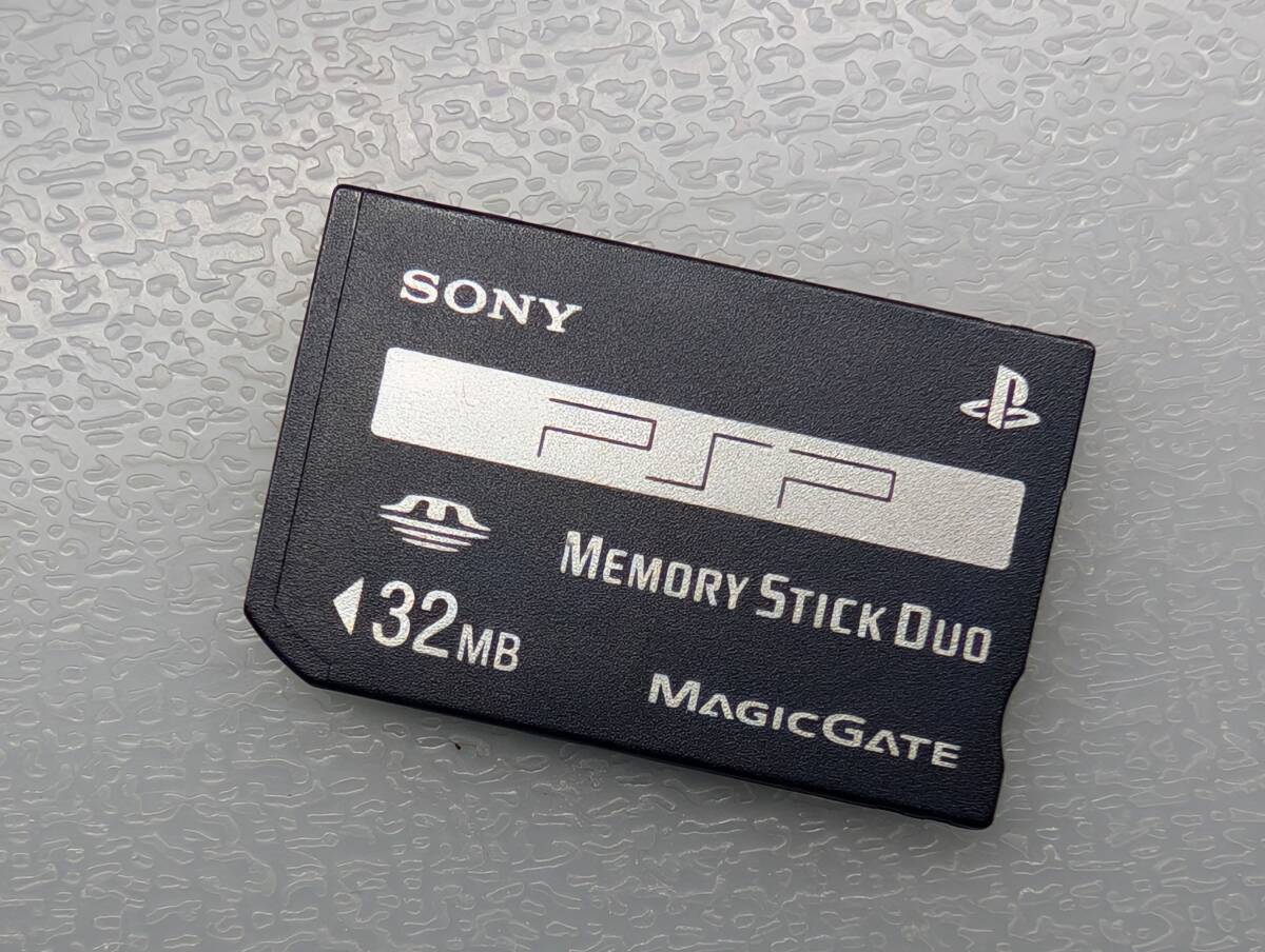Yahoo!オークション - SONY Memory Stick Duo 32MB PSP-M32 ソニー メ...