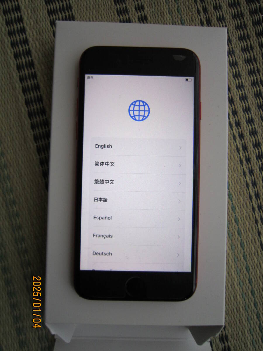 Yahoo!オークション - iPhone SE2 64GB Red 製造番号 35 648810 917722...