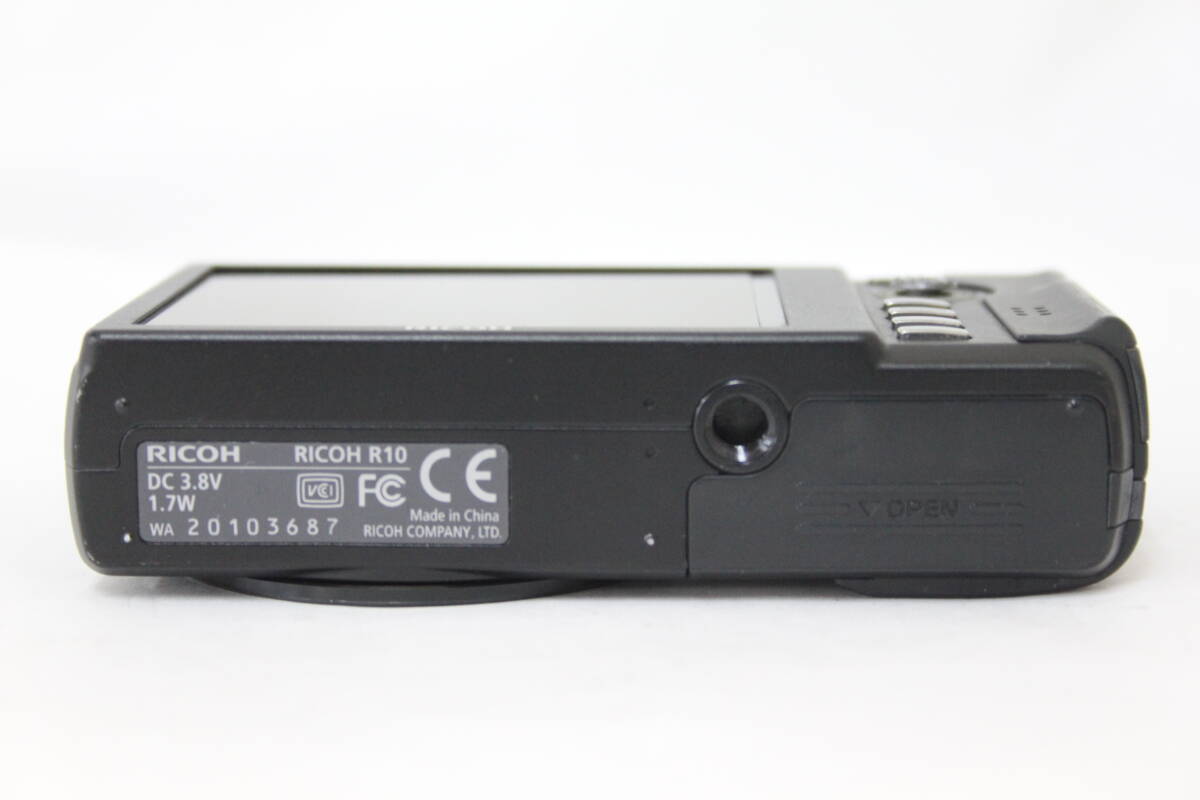 Yahoo!オークション - Y2448 リコー Ricoh R10 ブラック コンパクトデ...