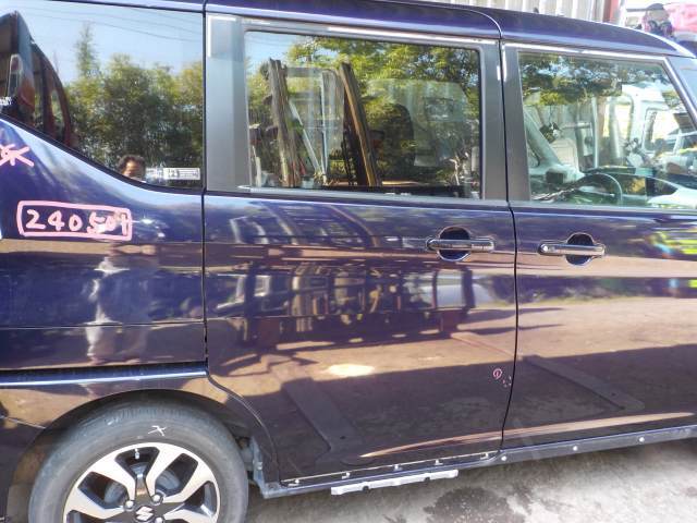 ソリオ バンディット MA36S 右 リア ドア 右 スライドドア 手動 ZVW 40501(サイド)｜売買されたオークション情報、yahooの商品情報をアーカイブ公開 - オークファン ...