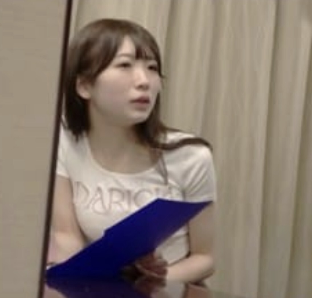 Yahoo!オークション - アダルト誌切り抜き フォロワー10万人超えガチア...