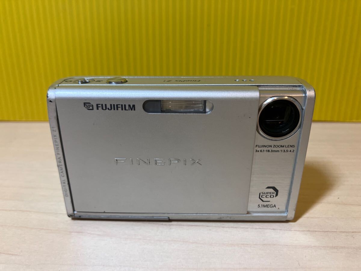 Yahoo!オークション - 塩A134 FUJIFILM FinePix Z1 3x 6.1-18.3mm 1 3....