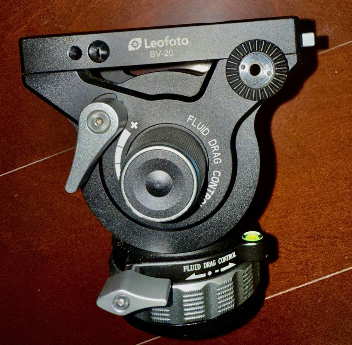 leofoto レオフォト BV-20 カウンターバランス搭載ビデオ雲台(雲台、プレート)｜売買されたオークション情報、yahooの商品情報をアーカイブ公開 - オークファン（aucfan.com）